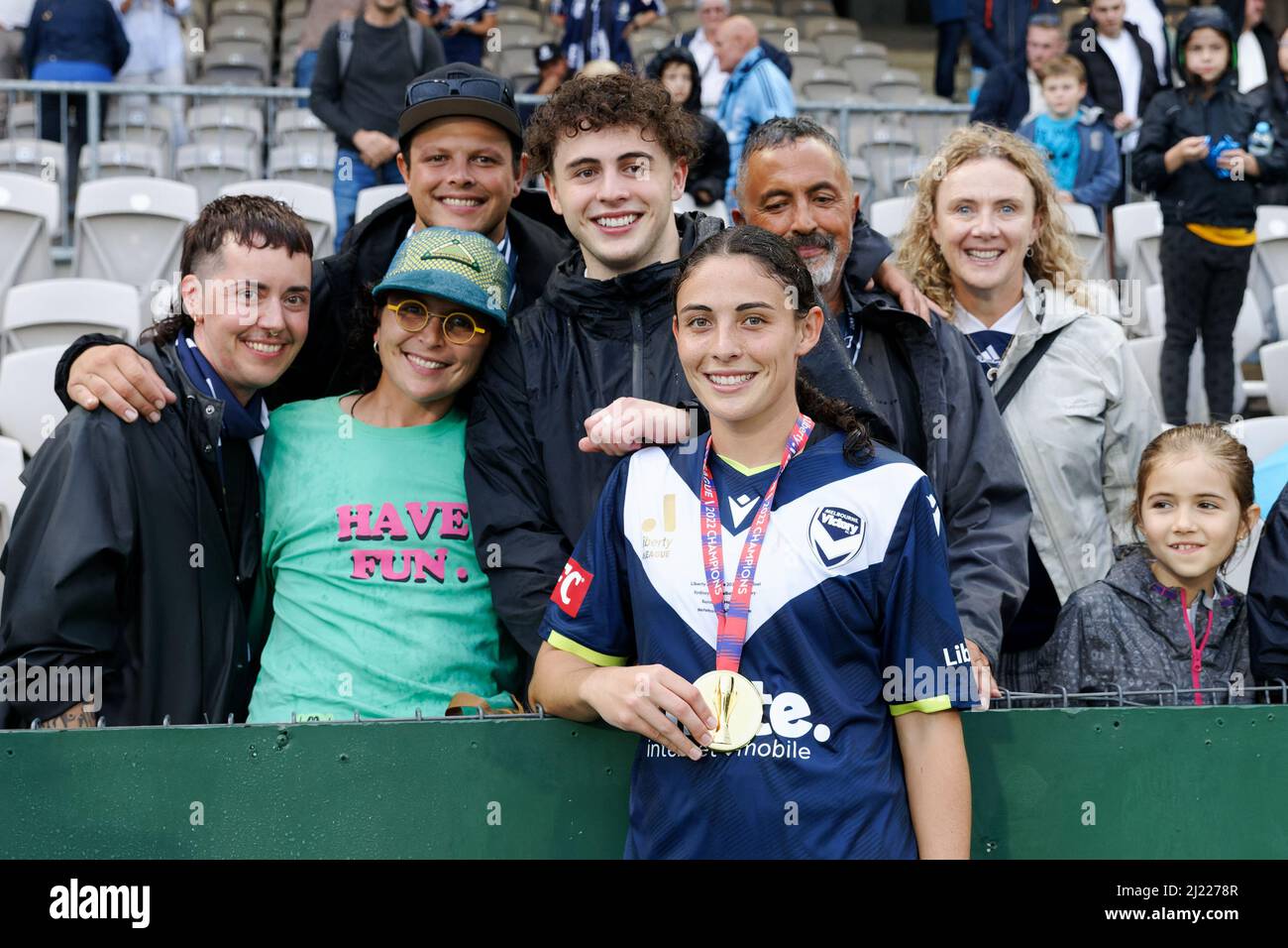 Claudia Bunge of Melbourne Victory celebrates with her family after ...