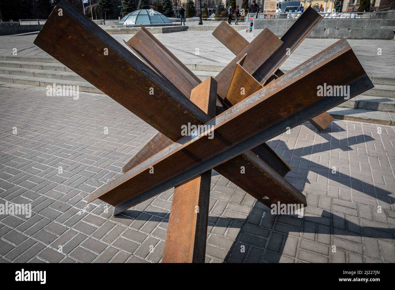 Anti-tank hedgehog on a barricaded street near the Maidan Nezalezhnosti ...