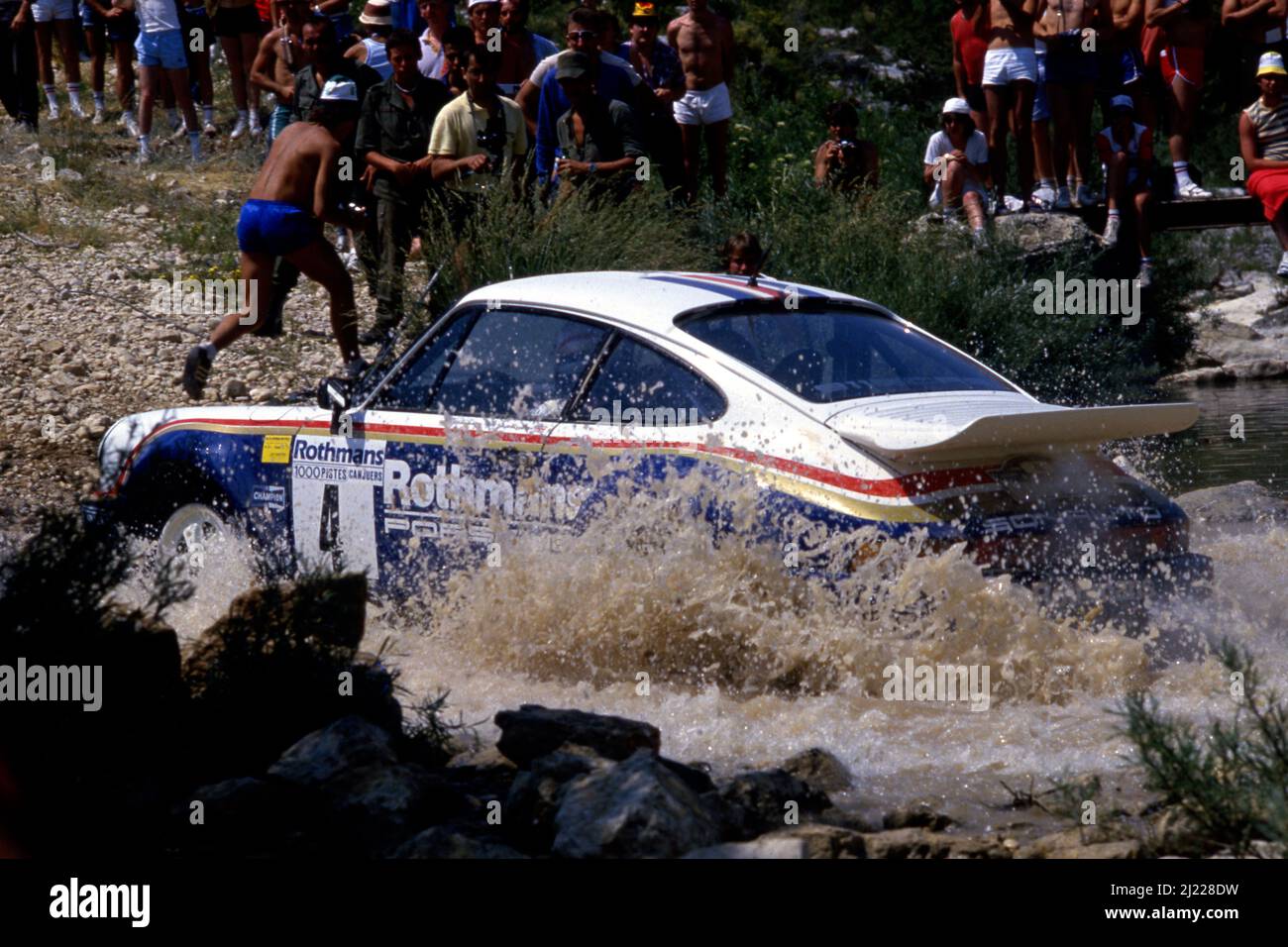 Henri Toivonen (FIN) Ian Grindrod (GBR) Porsche 911 SC RS GrB Rothmans ...