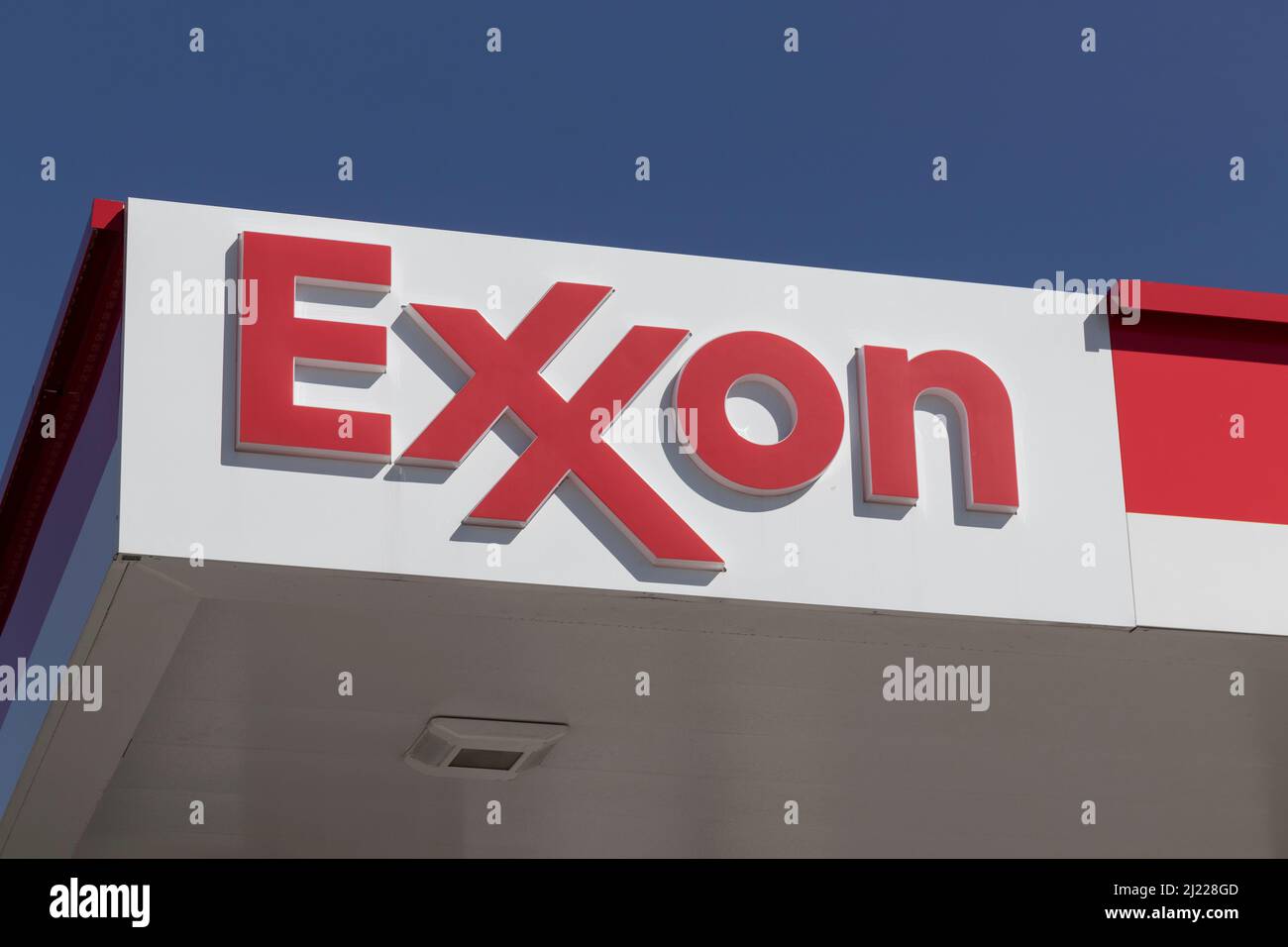 Woodridge - Circa March 2022: Exxon Retail Gas station. ExxonMobil is ...