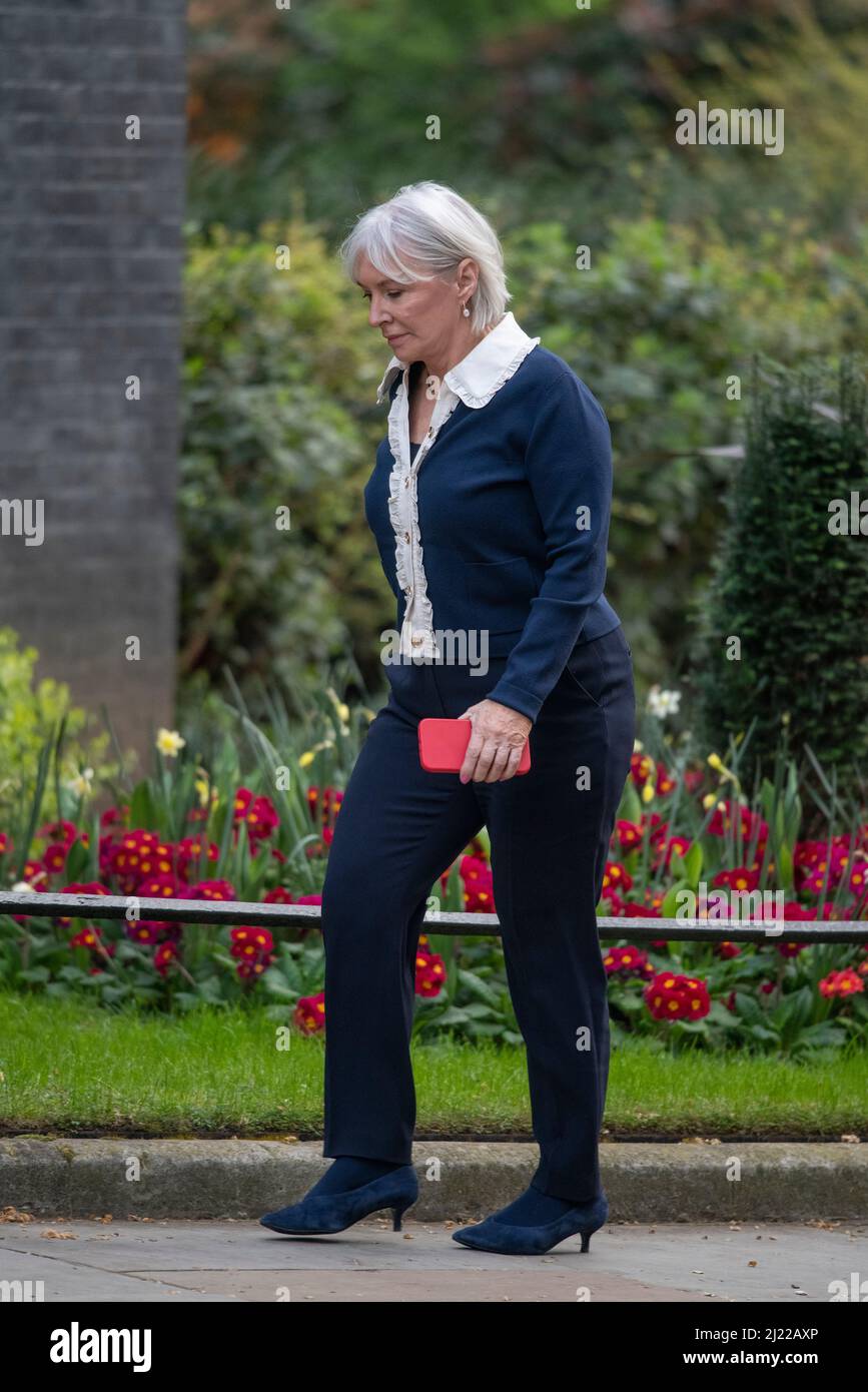 Nadine dorries mp hi-res stock photography and images - Alamy