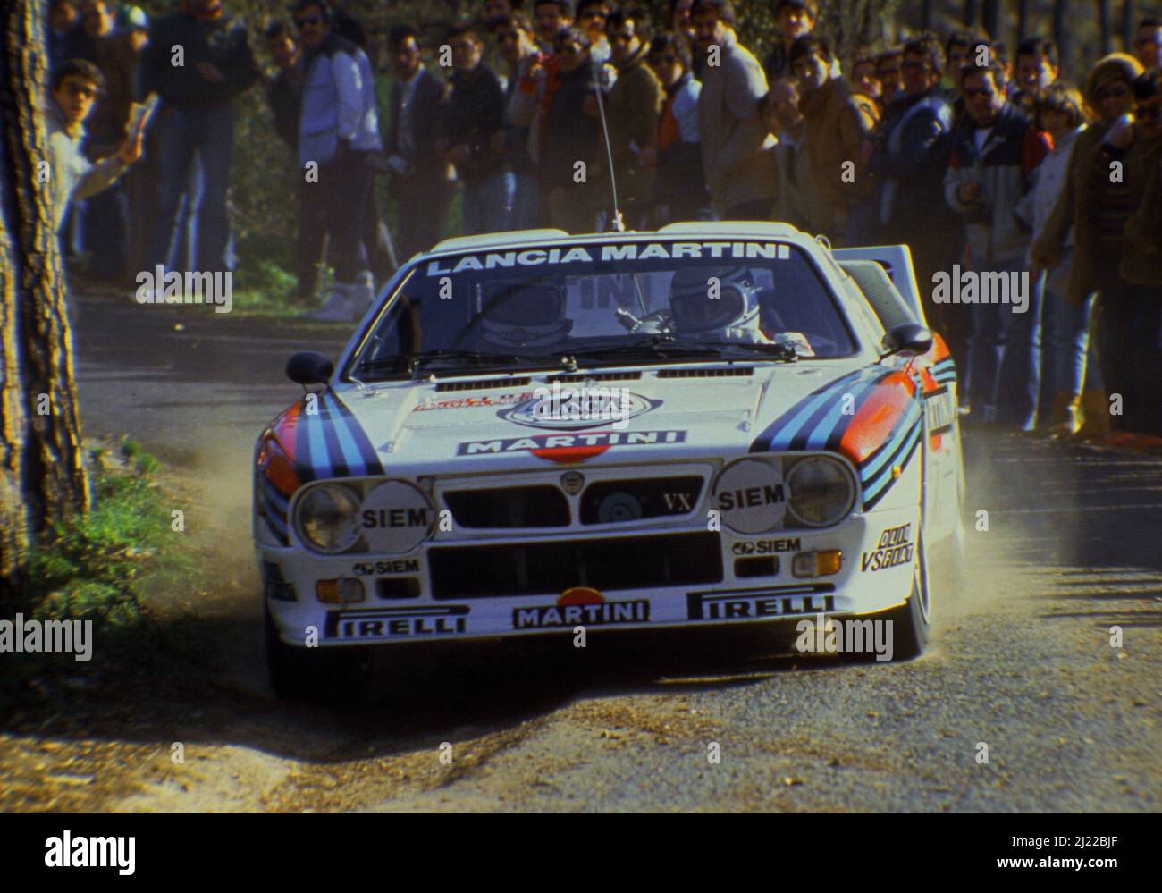 Henri Toivonen (FIN) Juha Piironen (FIN) Lancia Rally Rally 037 GrB ...