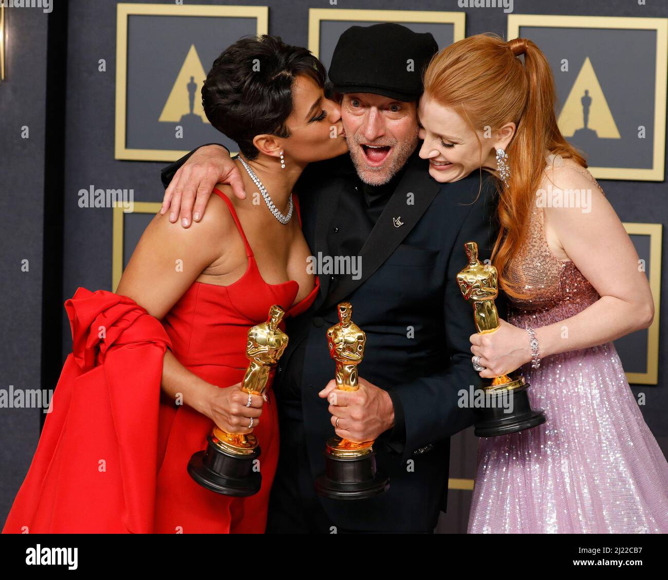 Ariana DeBose, Troy Kotsur, Jessica Chastain at the 94th Academy Awards ...