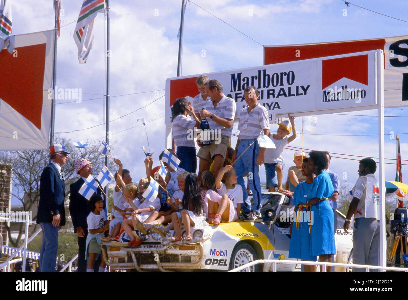 Rauno Aaltonen (FIN) Lofty Drews (EAK) Opel Manta 400 GrB Opel Euro ...