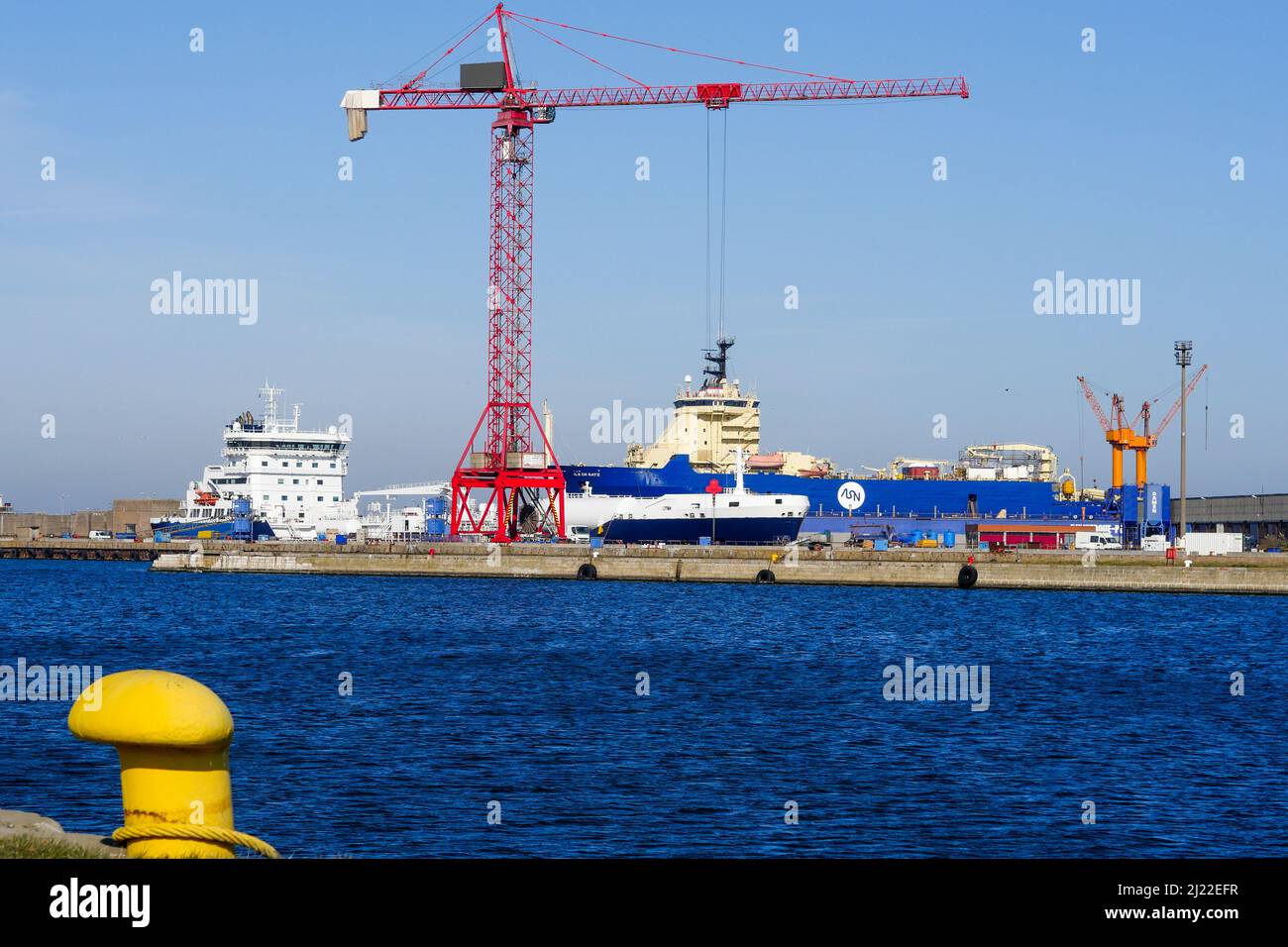 Dunkirk harbor, Dunkirk, Nord, Hauts-de-France, France Stock Photo - Alamy