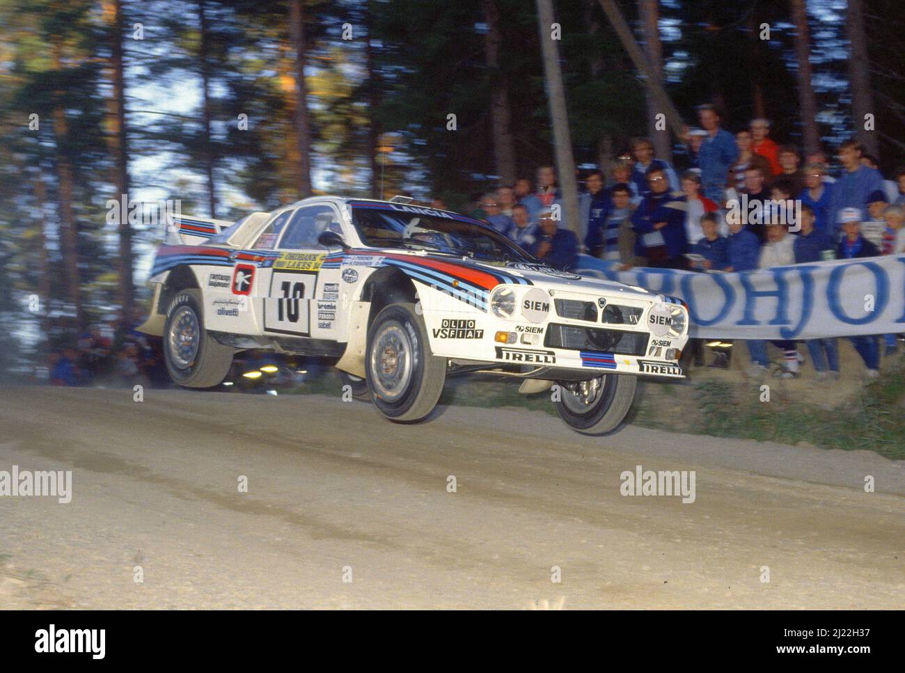 Henri Toivonen (FIN) Juha Piironen (FIN) Lancia Rally 037 GrB Martini ...