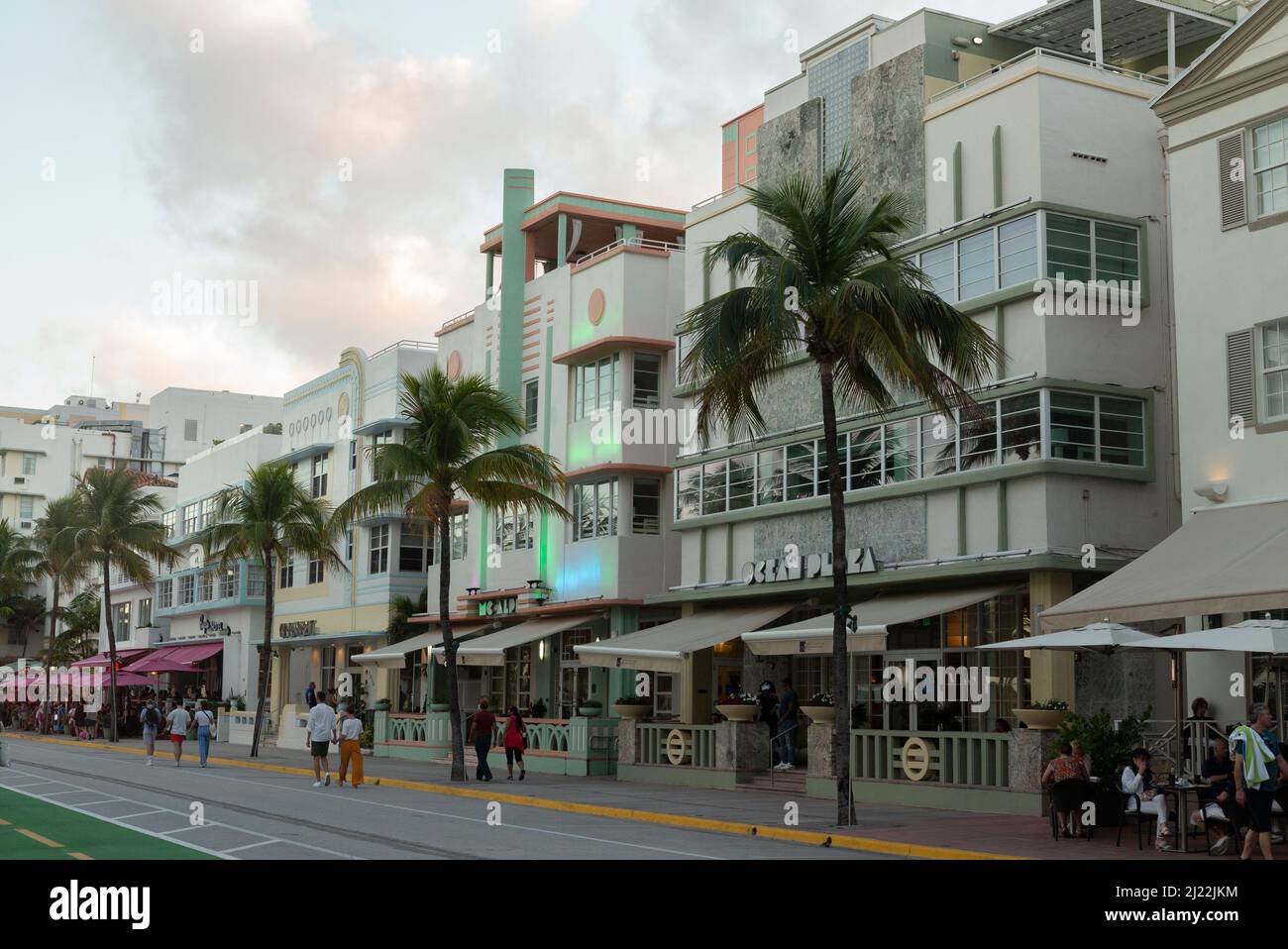 Art deco buildings on Ocean Drive in Miami at Sunset Stock Photo - Alamy