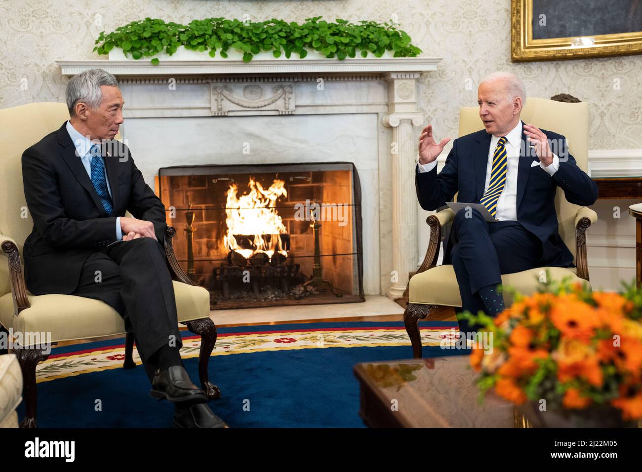 President Joe Biden meets with Prime Minister Lee Hsien Loong of ...