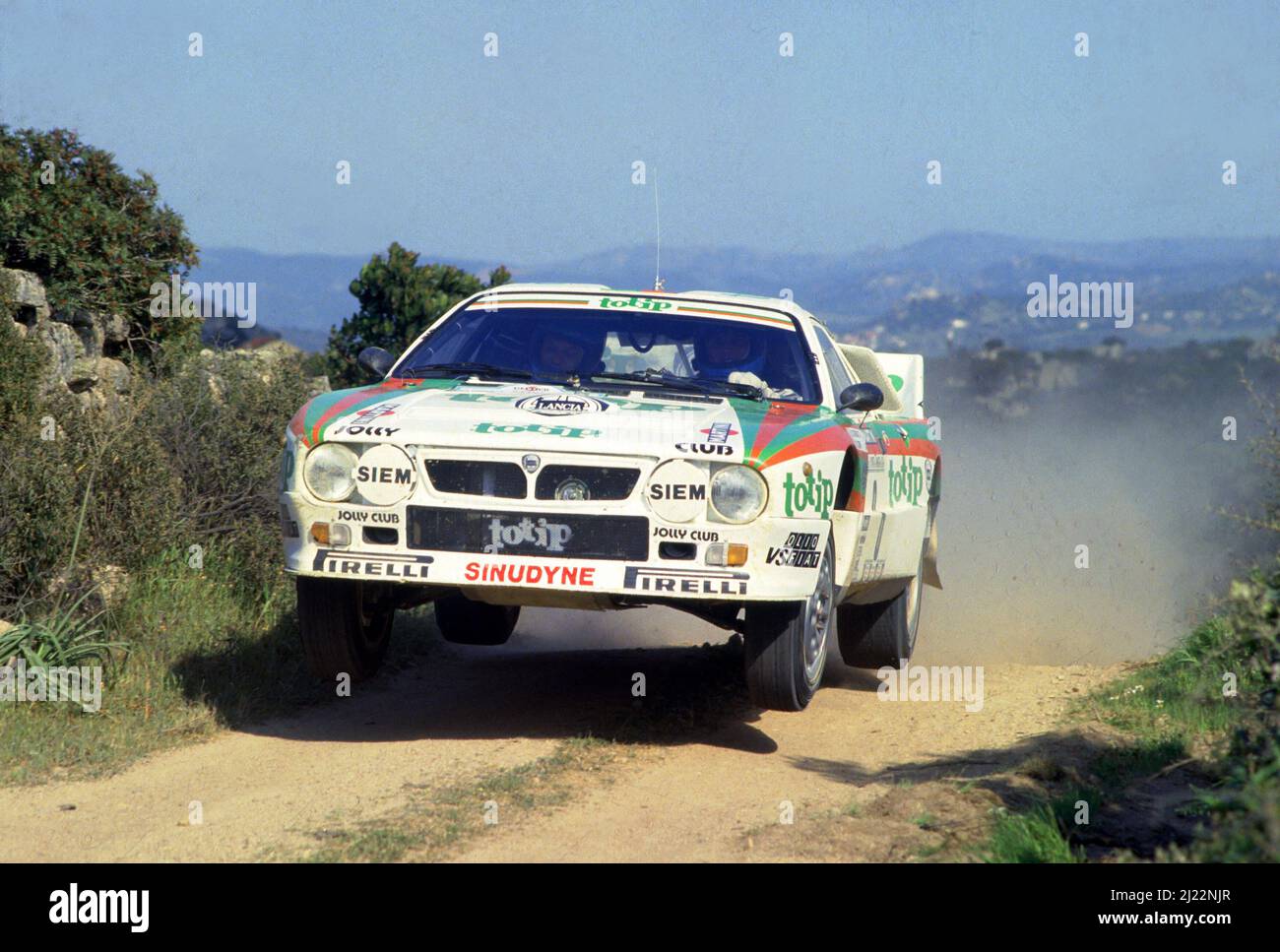 Dario Cerrato (ITA) Giuseppe Geppi Cerri (ITA) Lancia Rally 037 GrB ...