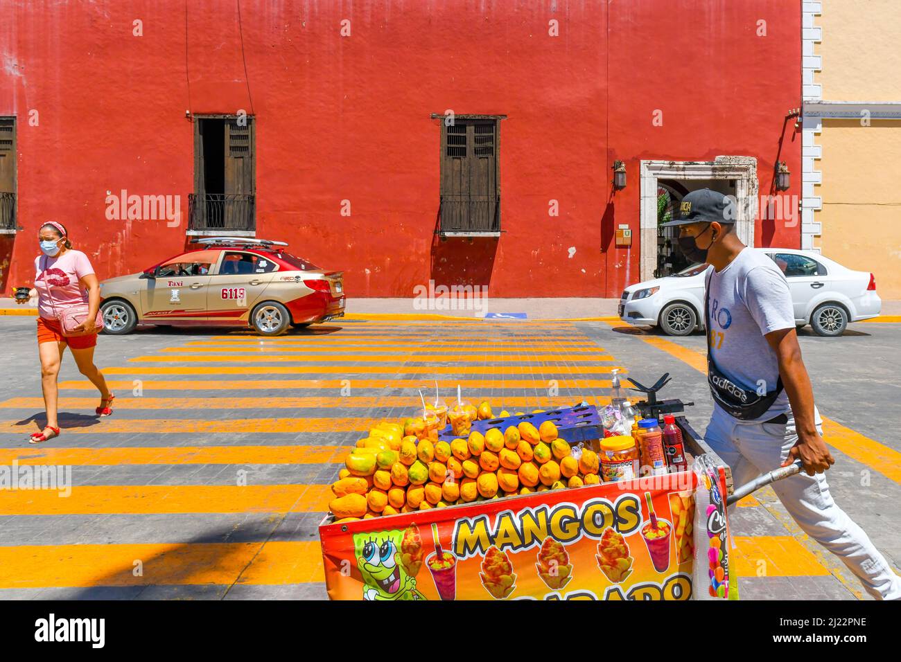 Salesman food stall mexico hi-res stock photography and images - Alamy