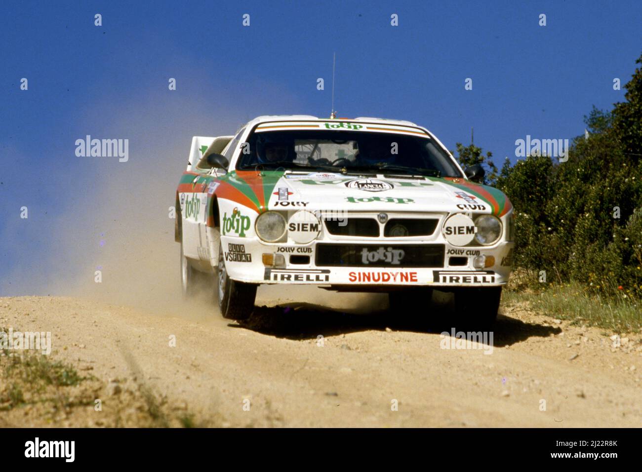 Dario Cerrato (ITA) Giuseppe Geppi Cerri (ITA) Lancia Rally 037 GrB ...