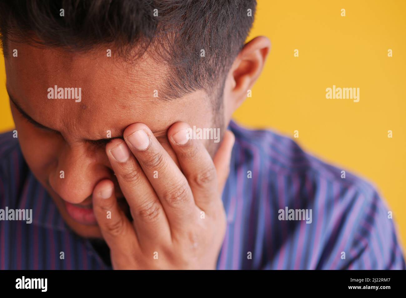 Strong eyesight hi-res stock photography and images - Alamy