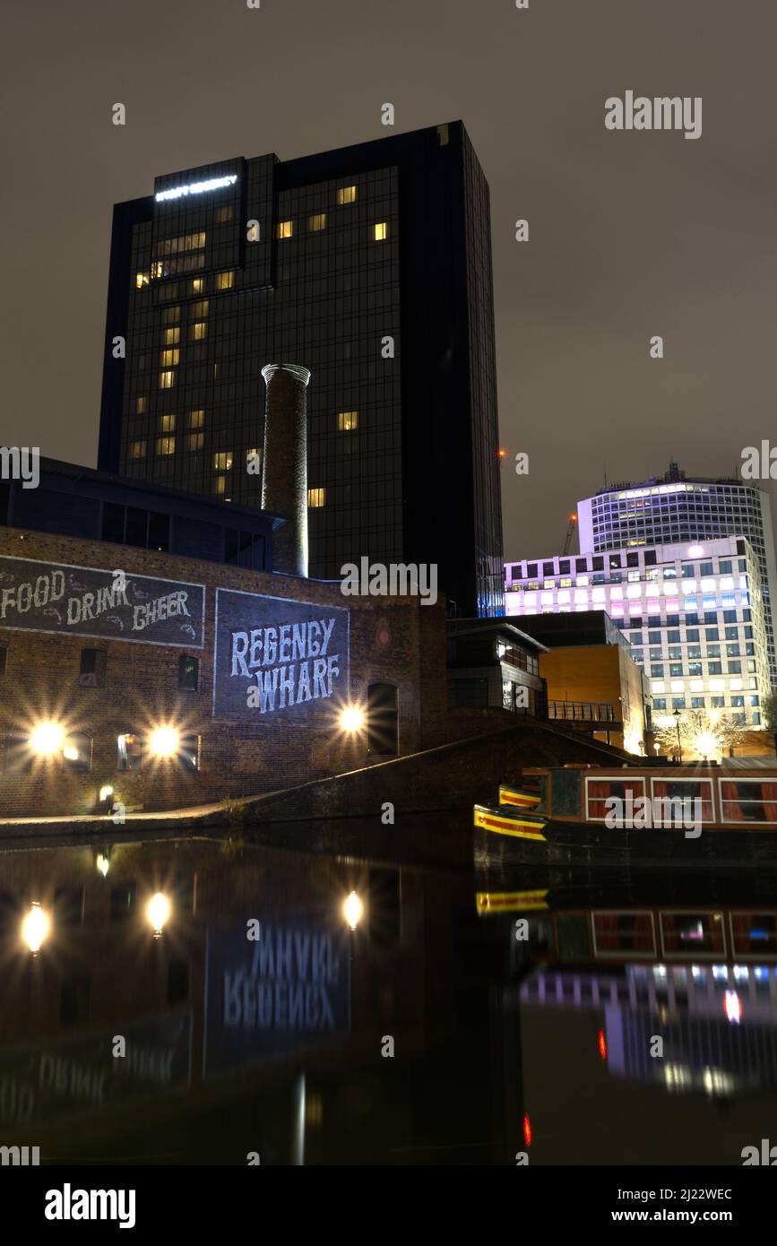 Night time at Gas Street Basin, Birmingham UK Stock Photo - Alamy