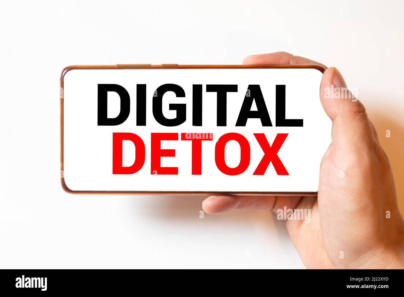 smartphone with digital Detox text on screen Stock Photo - Alamy