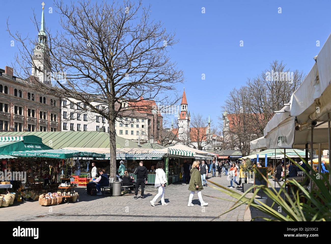 Viktualienmarkt in Munich, town, square, market, place of interest ...