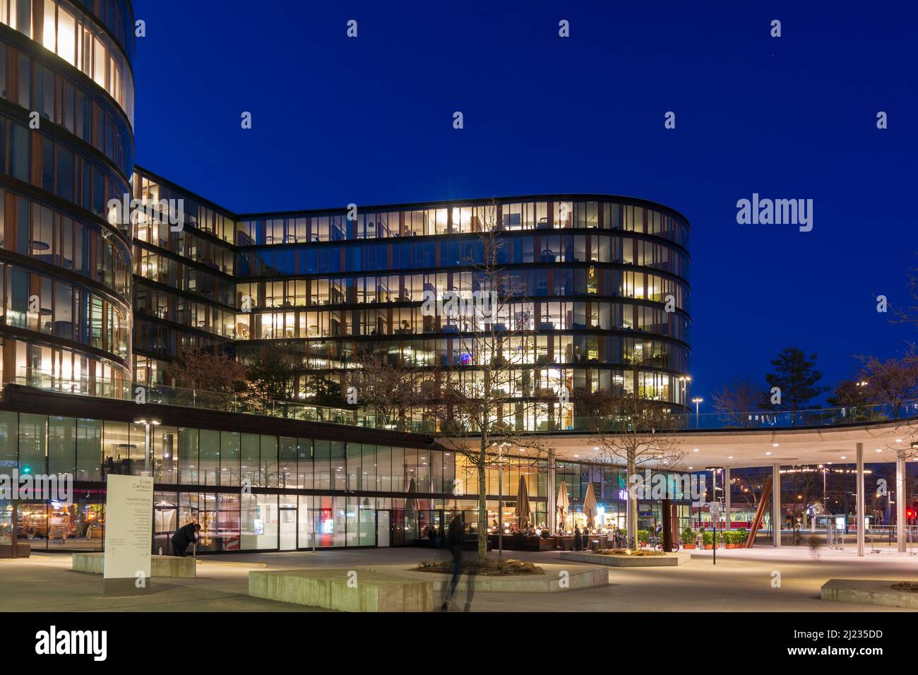 Wien, Vienna: office building of Erste Group Bank AG called "Erste ...