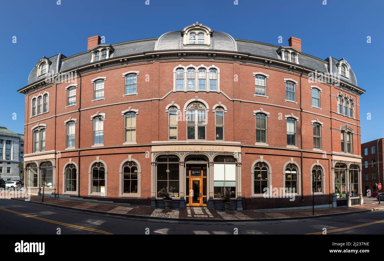 PORTLAND, USA - SEP 15, 2017: Portland Old Port is filled with 19th ...
