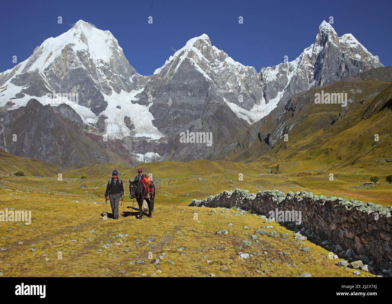 Cordillera huayhuash trek hi-res stock photography and images - Alamy