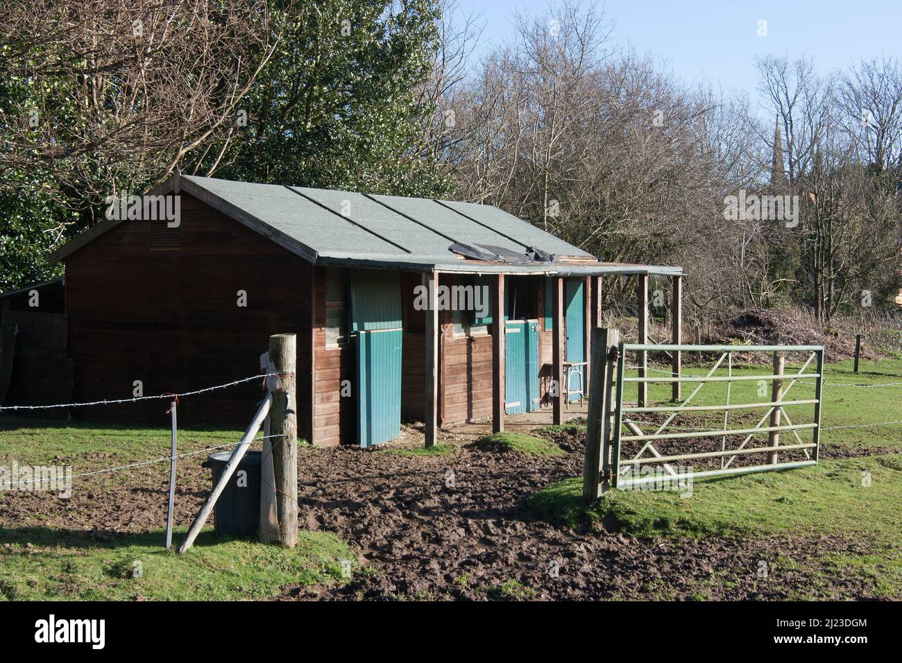 Stable on a farm in Surrey Stock Photo - Alamy