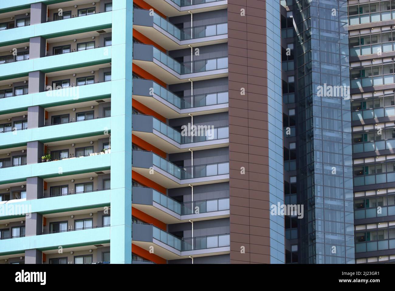 Exterior of Japanese high rise apartments Stock Photo - Alamy
