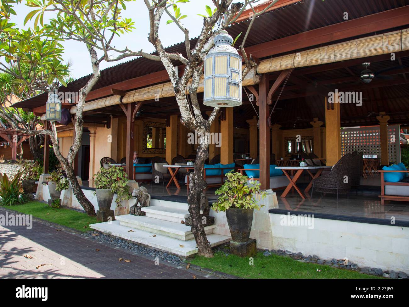 View of the Starfish Beach Lounge at the Griya Santrian Hotel in Sanur ...
