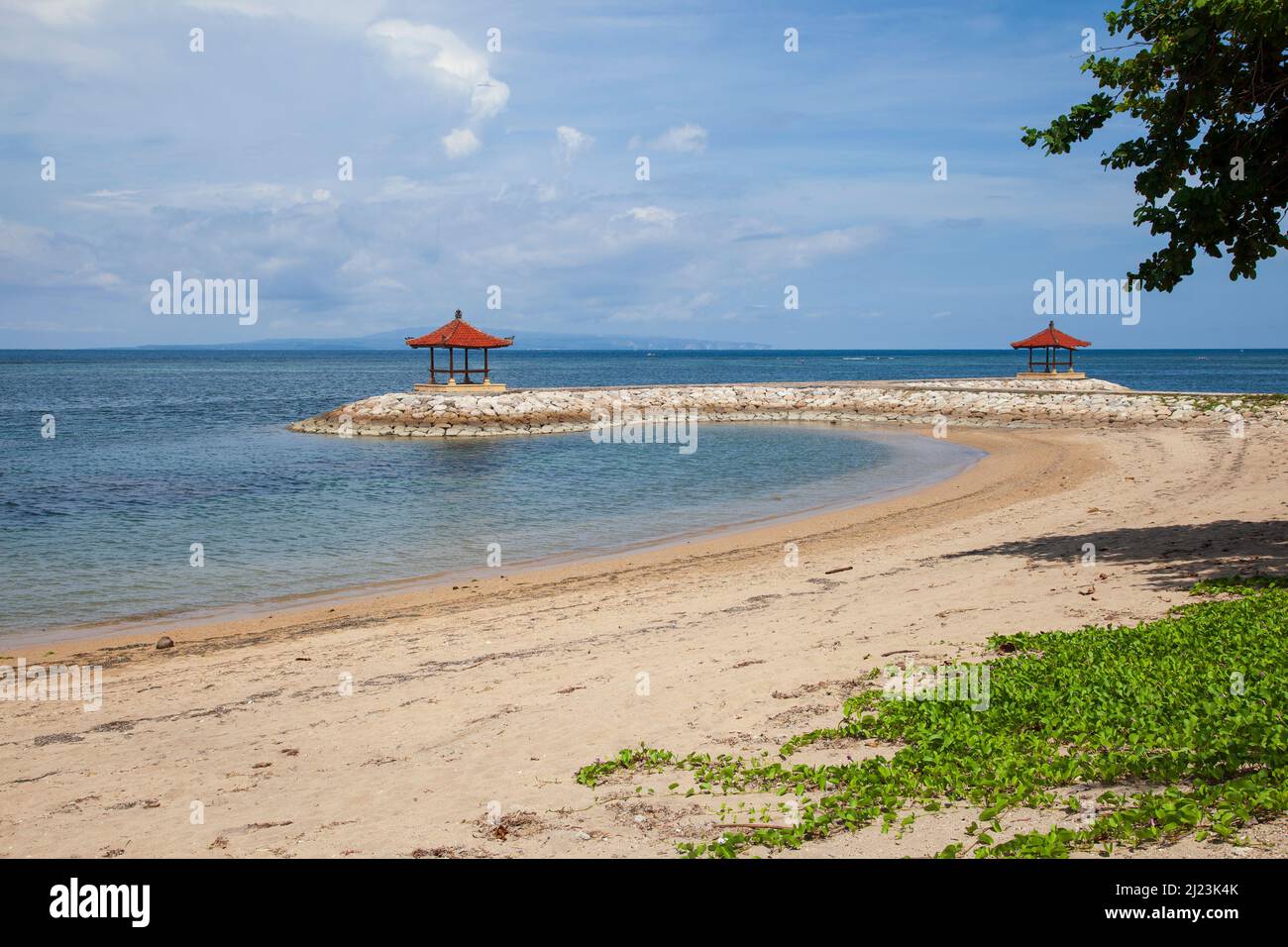 Gazebo sea sanur bali hi-res stock photography and images - Alamy
