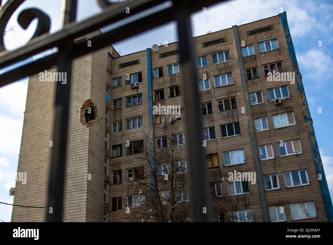 Boyarka, Ukraine. 29th Mar, 2022. A damaged apartment building in ...