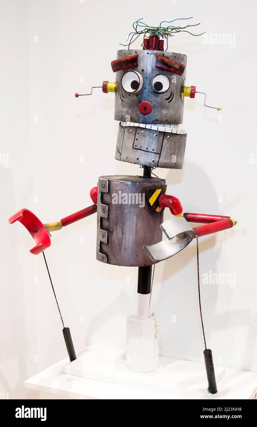 Mansfield, Connecticut, USA. 29th Mar, 2022. ''El Robot D-Sastre'' by ...