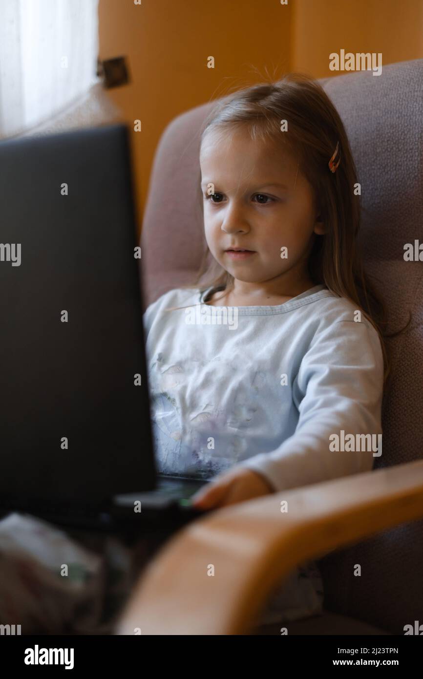 Cartoon armchair hi-res stock photography and images - Alamy