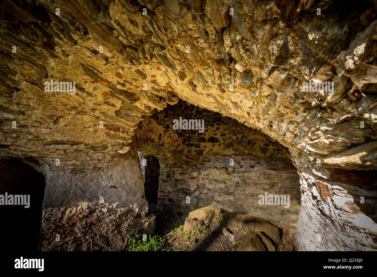 Closeup shot entrance cave hi-res stock photography and images - Alamy