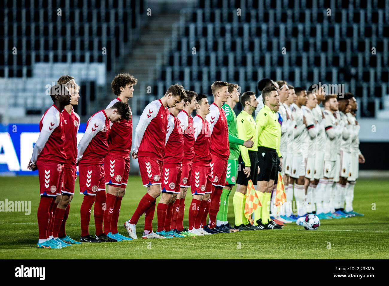 Herning, Denmark. 29th Mar, 2022. The players of Denmark line up for ...