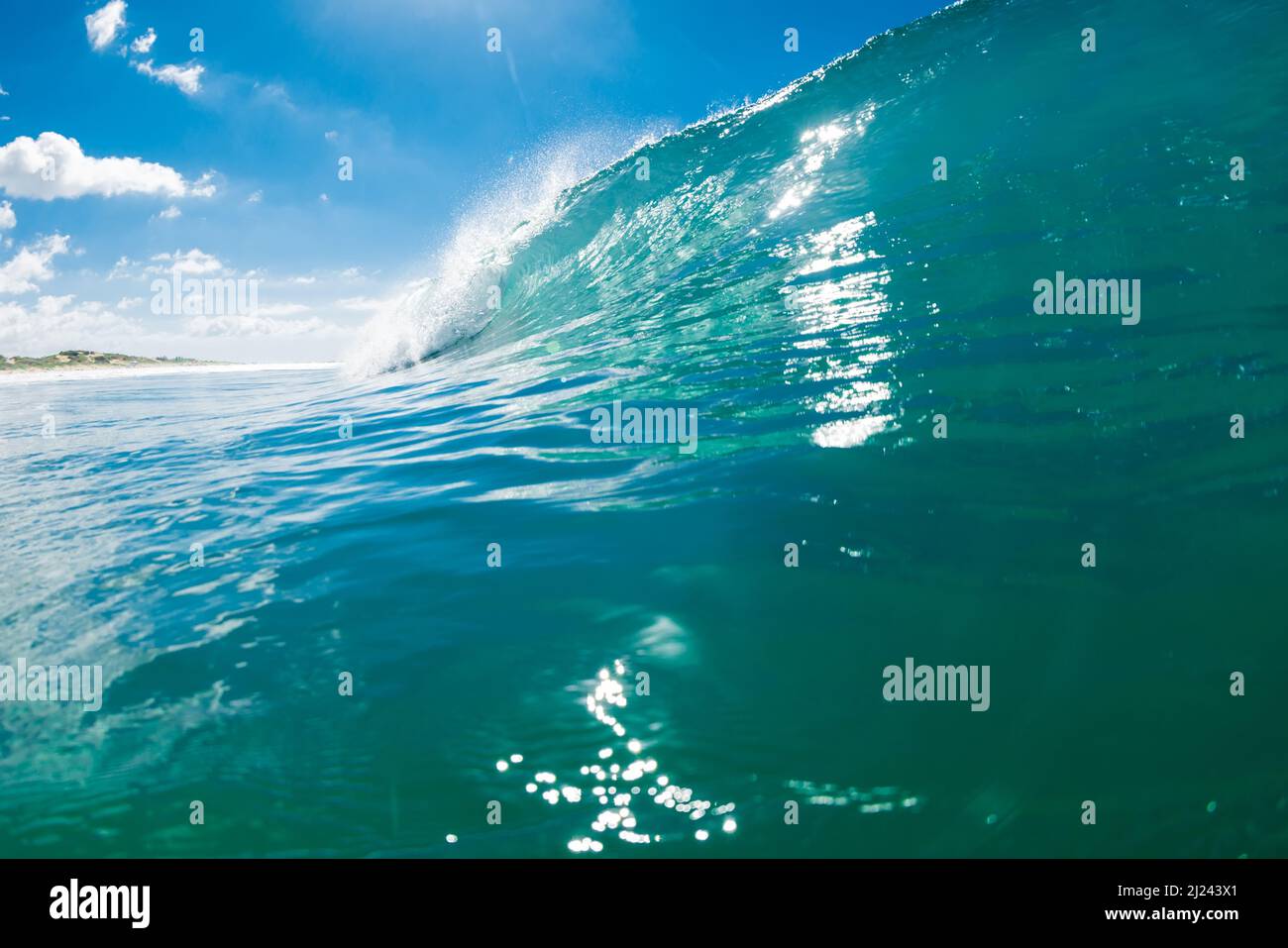 Turquoise beach break waves in ocean. Breaking wave with sunshine Stock ...