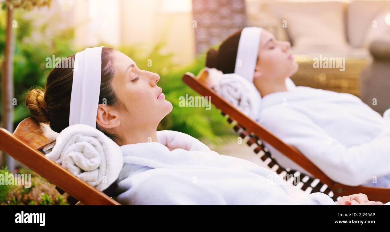 Day friends spa beautiful hi-res stock photography and images - Alamy