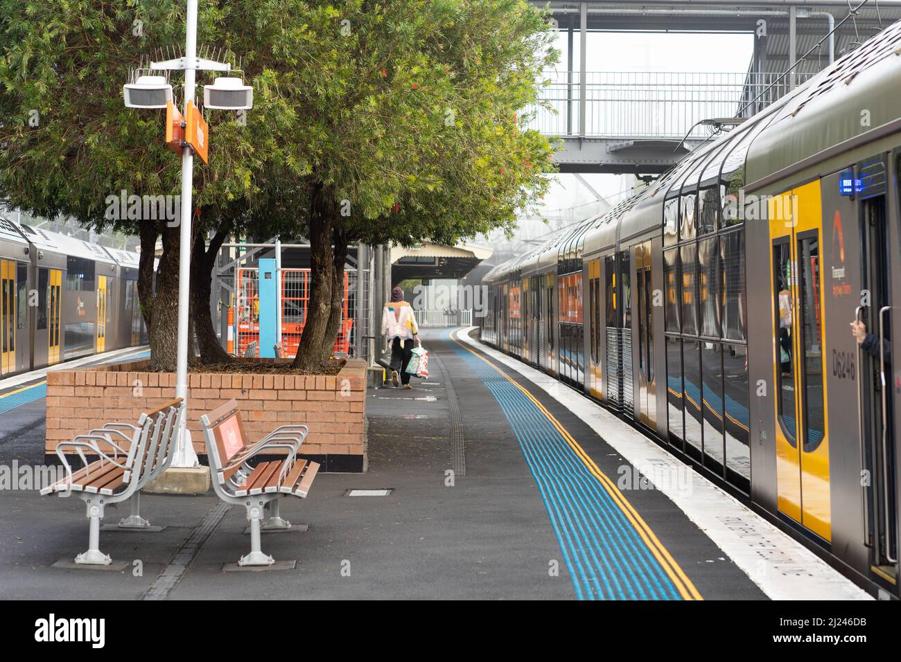 Traines arrived at Pymble station, Sydney, NSW, Australia Stock Photo ...