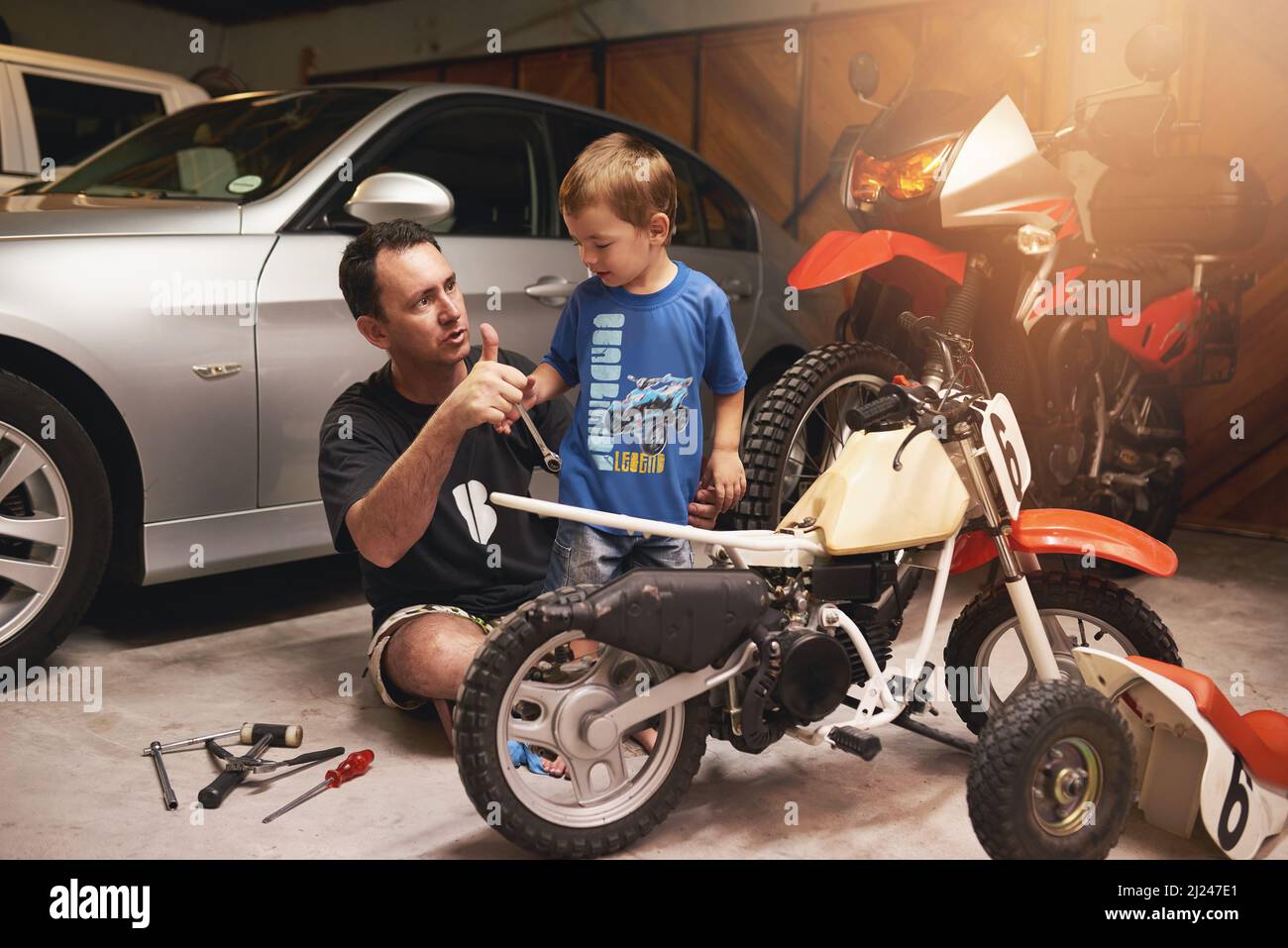 Father son role model hi-res stock photography and images - Alamy