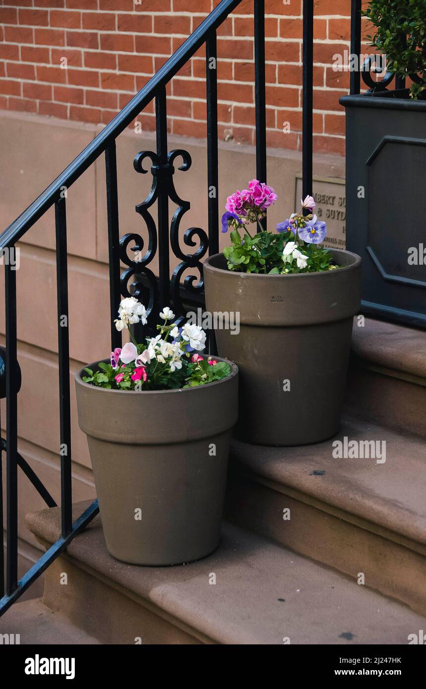 Spring scenes around lower Manhattan, New York City Stock Photo - Alamy