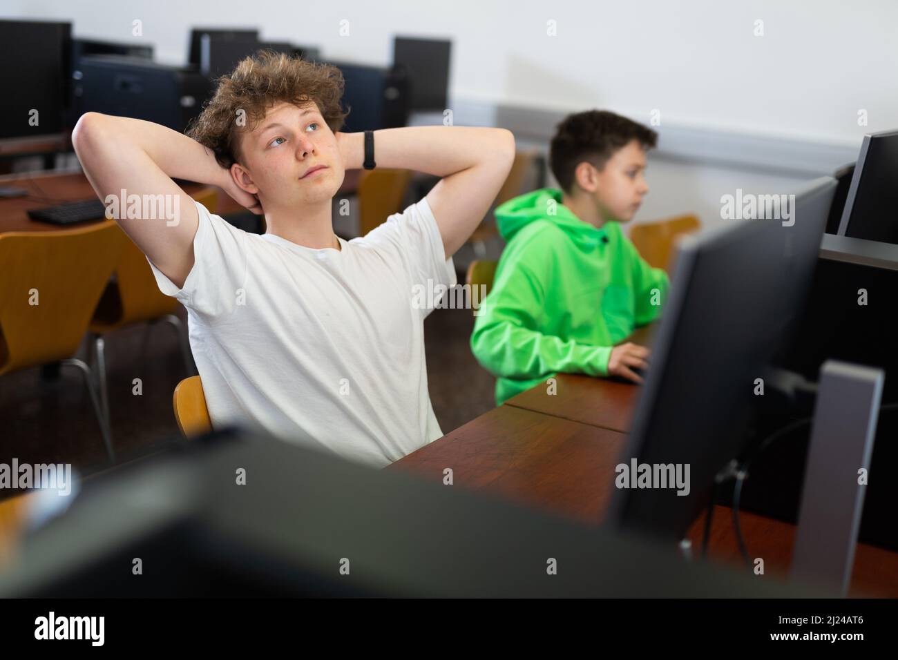 Computer science lesson hi-res stock photography and images - Alamy