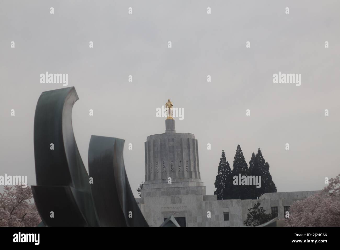 Oregon state capitol rotunda hi-res stock photography and images - Alamy