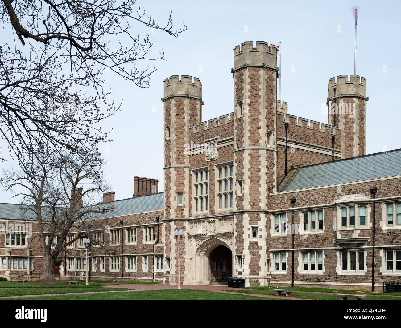 Brookings Hall at Washington University in St. Louis Stock Photo - Alamy
