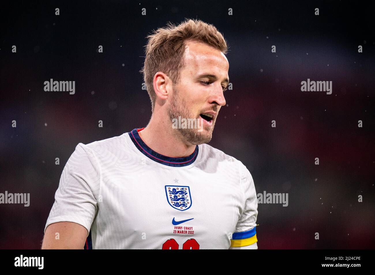 Harry kane england kit photo hi-res stock photography and images - Alamy