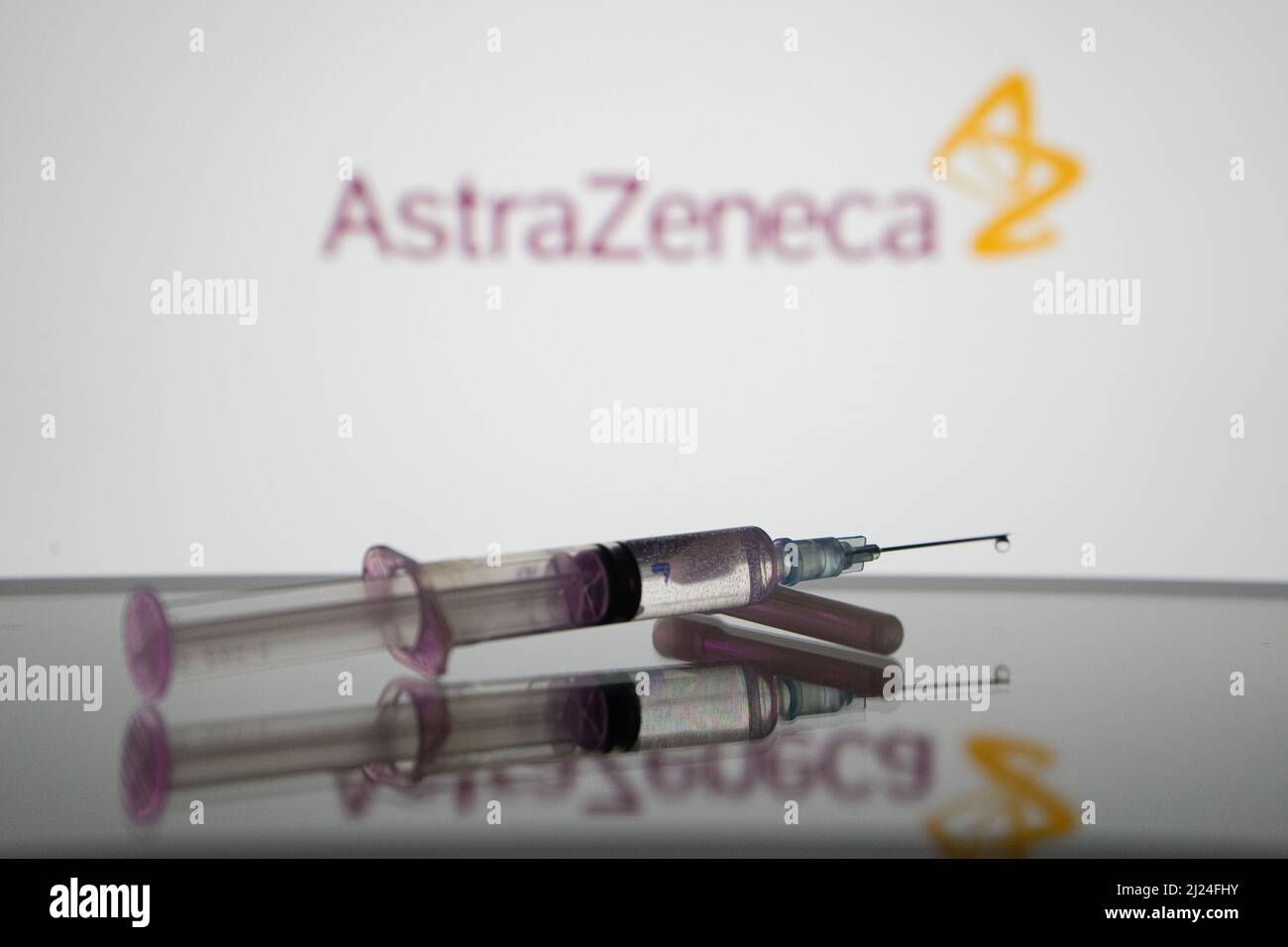 Astrazeneca screen hi-res stock photography and images - Alamy