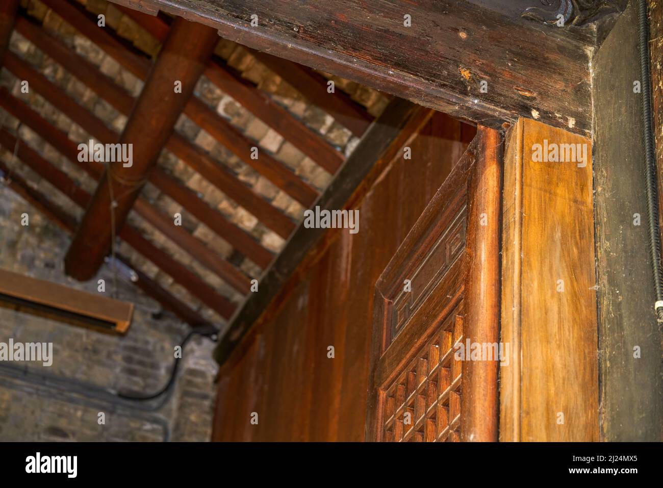 Close-up of indoor wooden ceiling of ancient Chinese building Stock ...