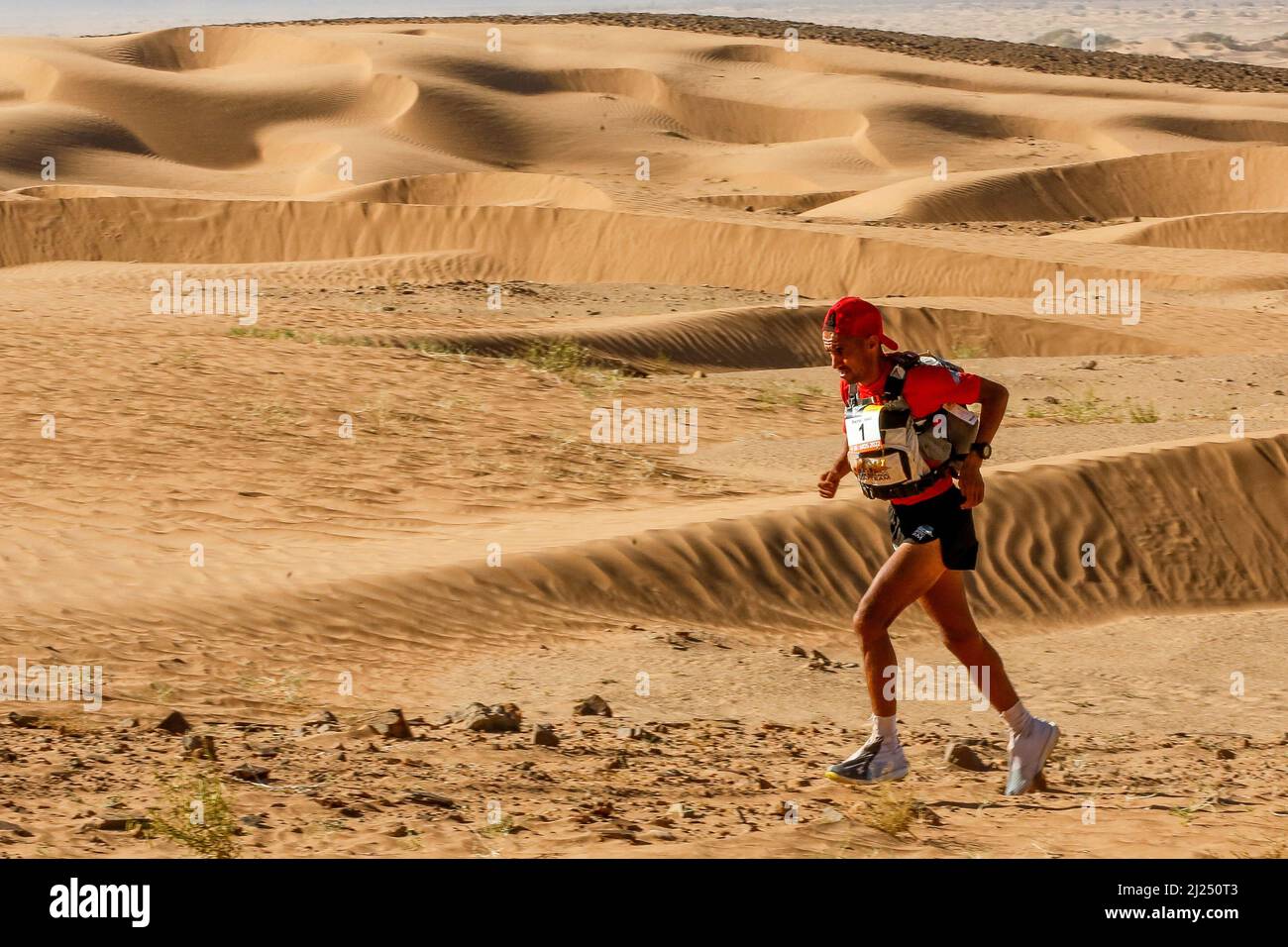 36th Marathon Des Sables - Stage 2 - Sahara desert, south Morocco on ...