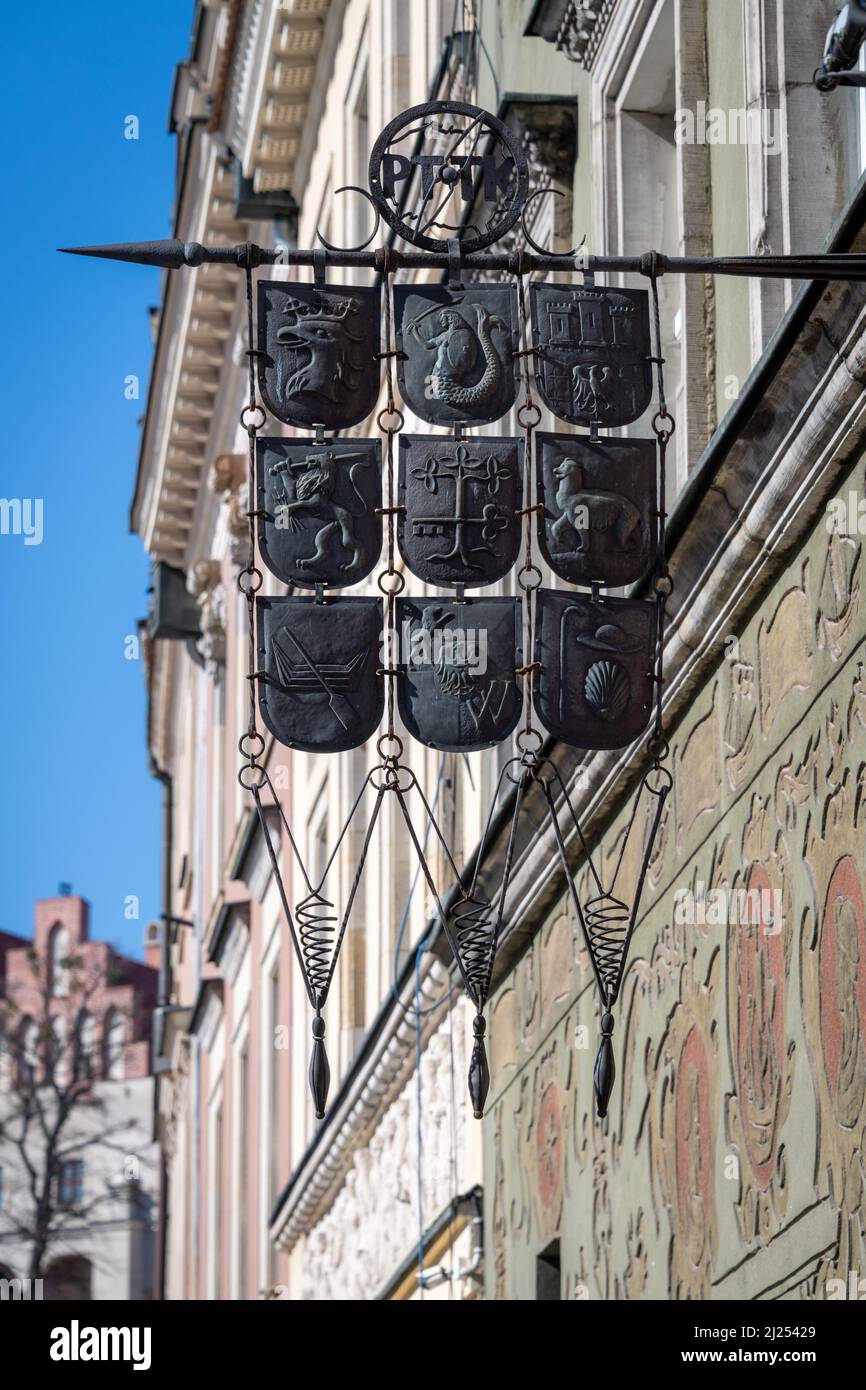 Old market square sign hi-res stock photography and images - Alamy