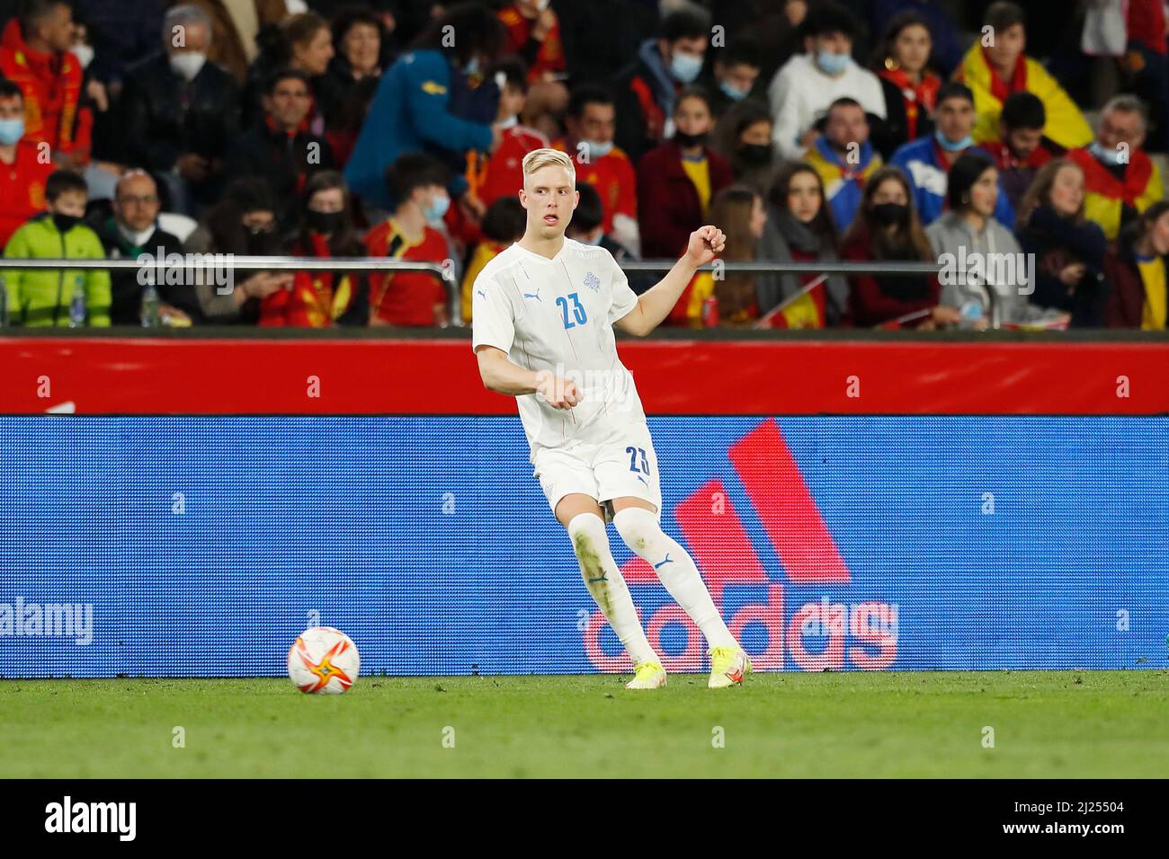 Football iceland magnusson hi-res stock photography and images - Alamy