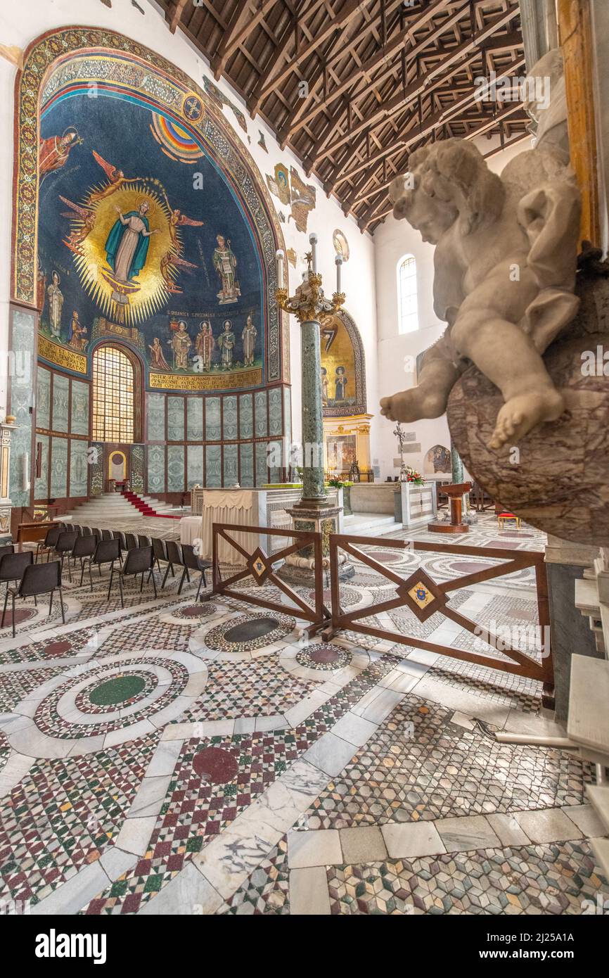 Salerno: Cathedral of Saint Matteo Stock Photo - Alamy