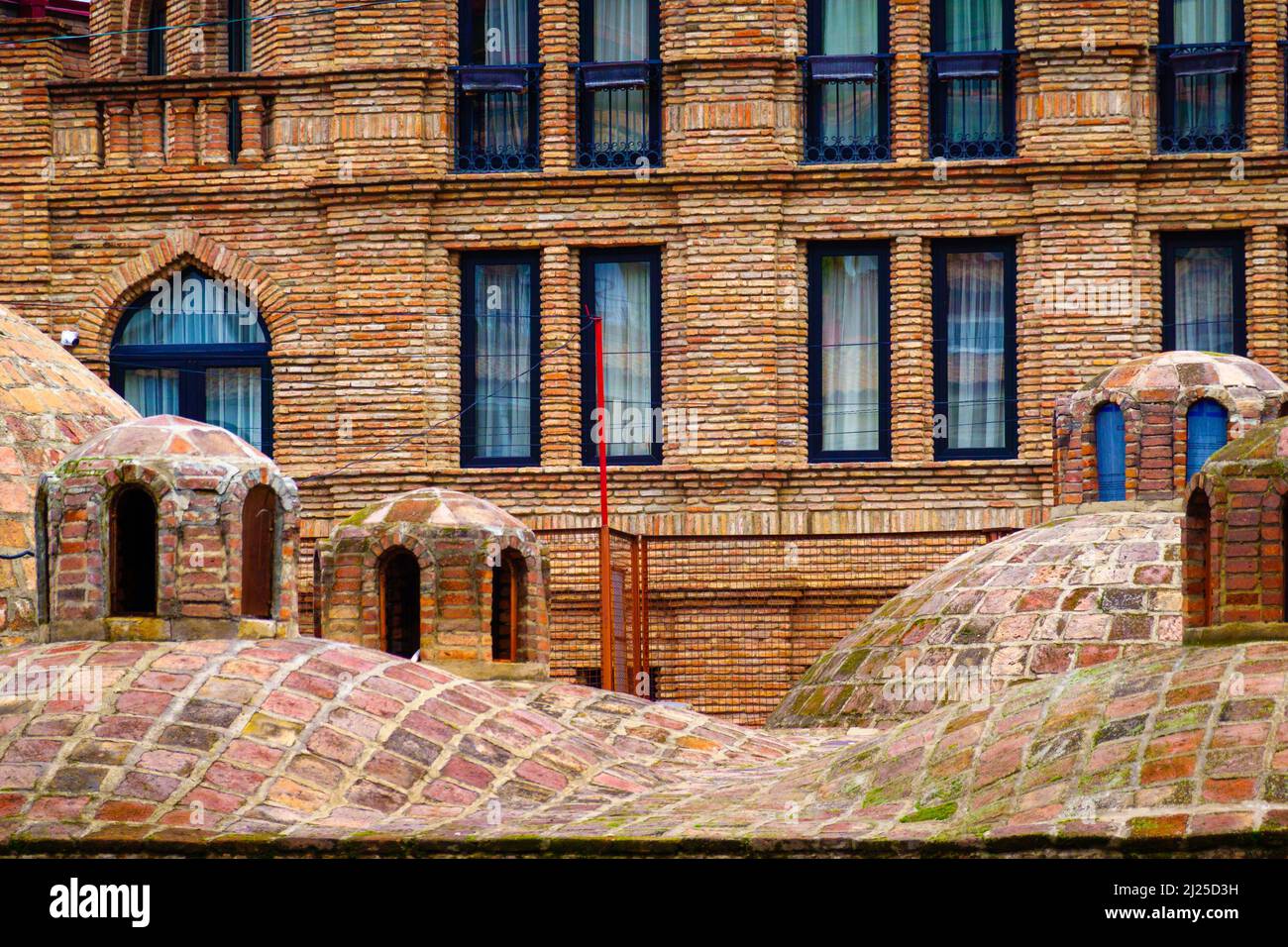 Brick building dome hi-res stock photography and images - Alamy