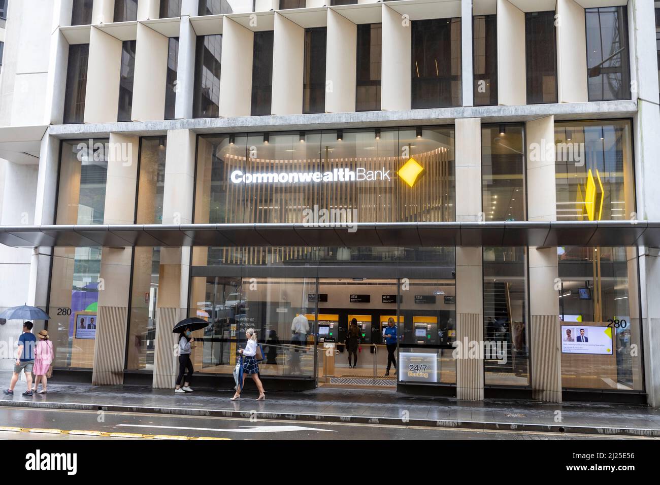 Commonwealth bank australia sydney hi-res stock photography and images ...