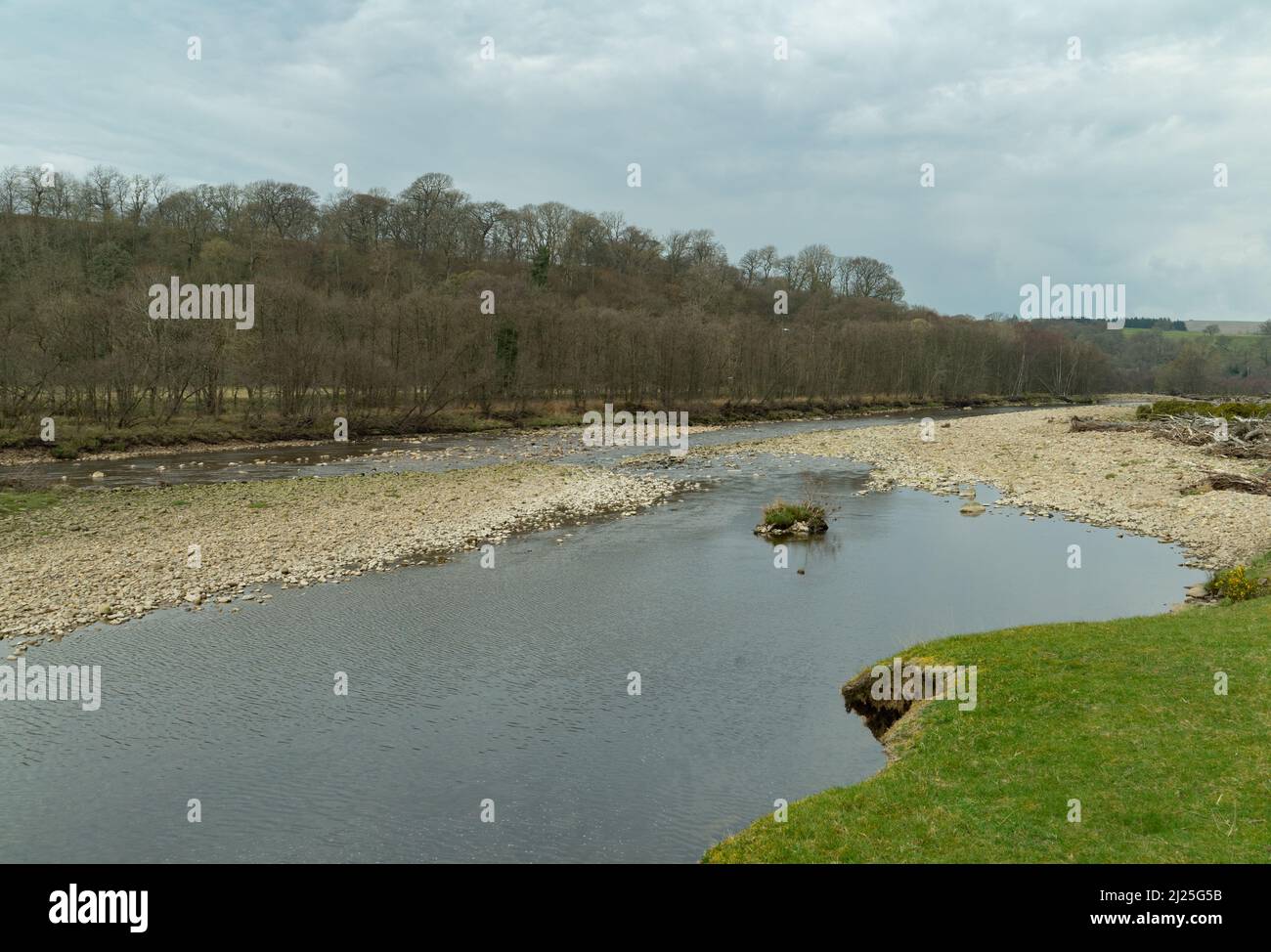 The changing course of the River South Tyne in Northumberland, due to ...