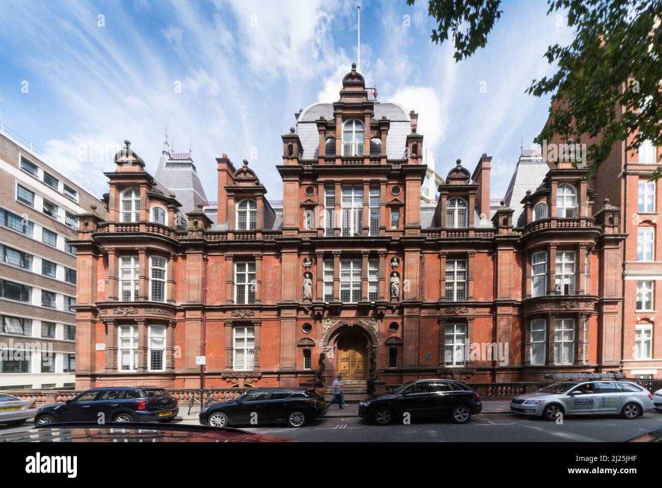 Fidelity building hi-res stock photography and images - Alamy